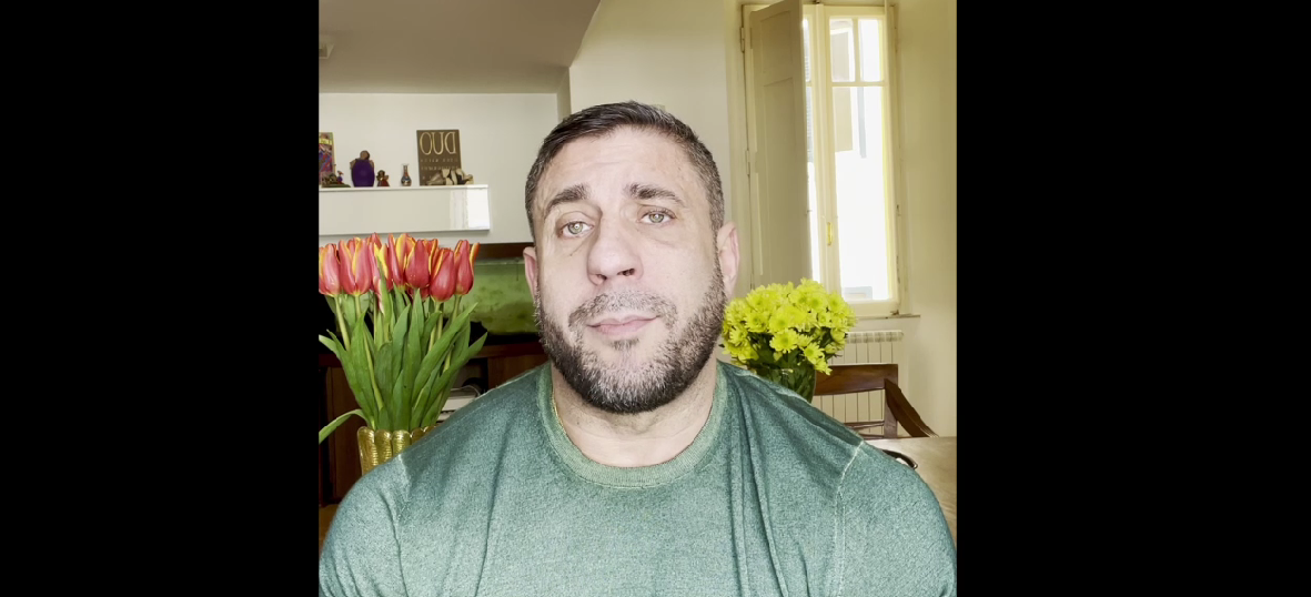 Ruggero Freddi, professore ed ex pornodivo vince causa contro la ...