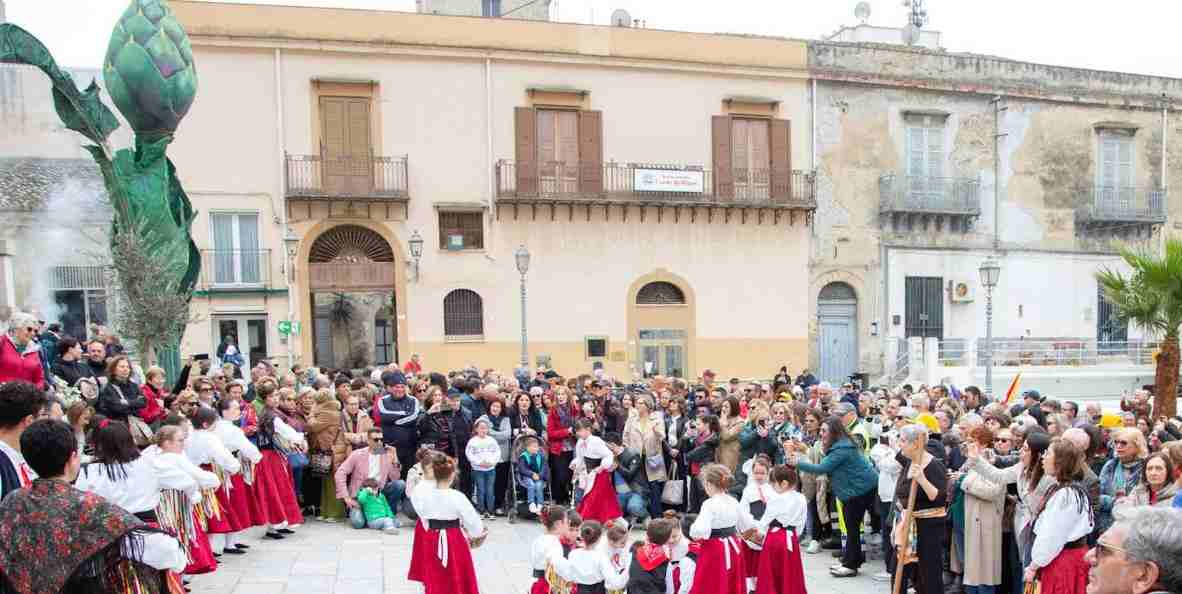 Cerda celebra il suo carciofo con il Cynara Festival e la 43^ edizione ...